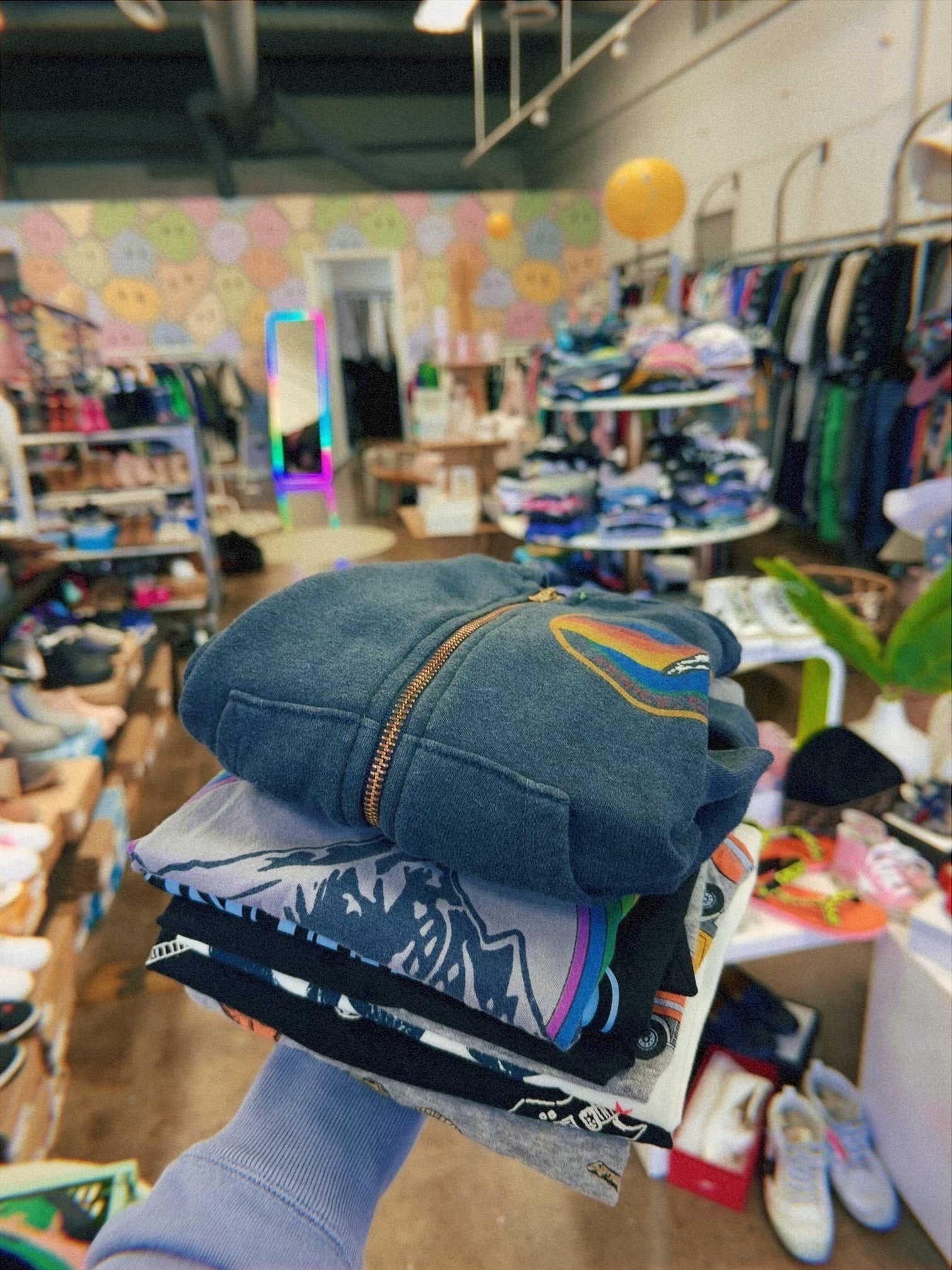 Minissentials Consignment