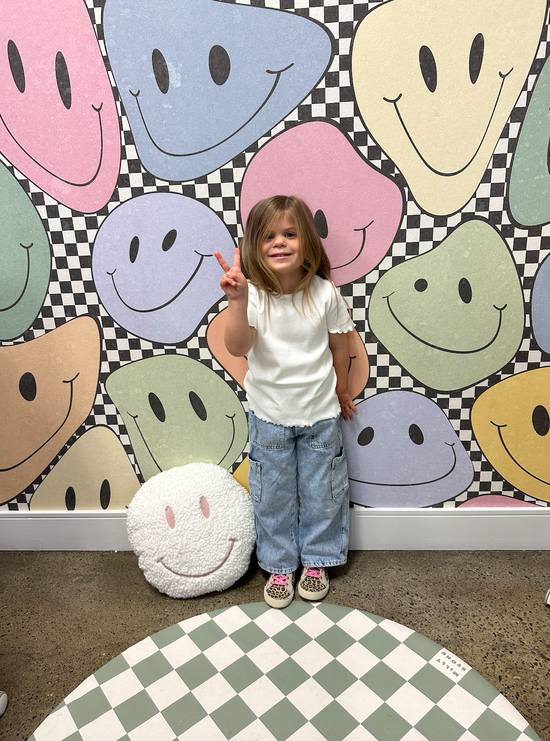 Minissentials Consignment